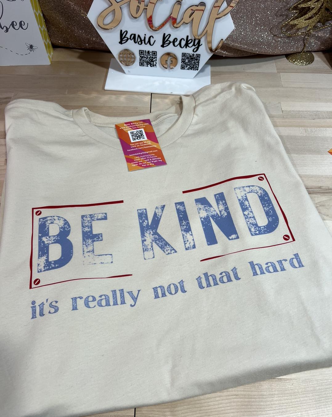 BE KIND IT'S REALLY NOT THAT HARD – Basic Becky Tees & More