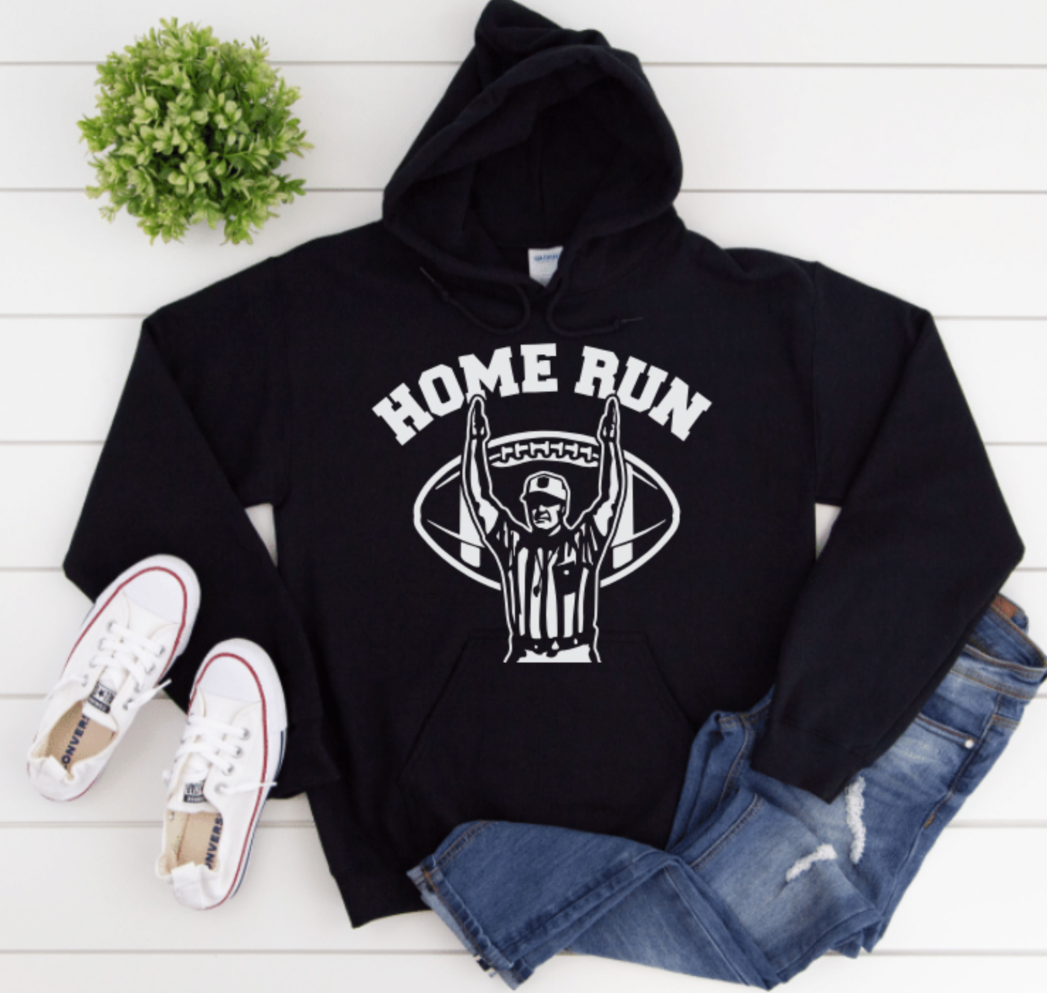 HOMERUN – Basic Becky Tees & More